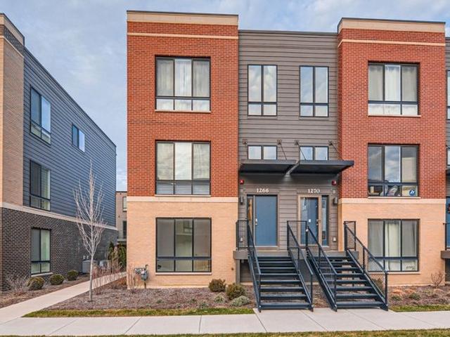 1266 Catalina Ct, Schaumburg, IL 60173
