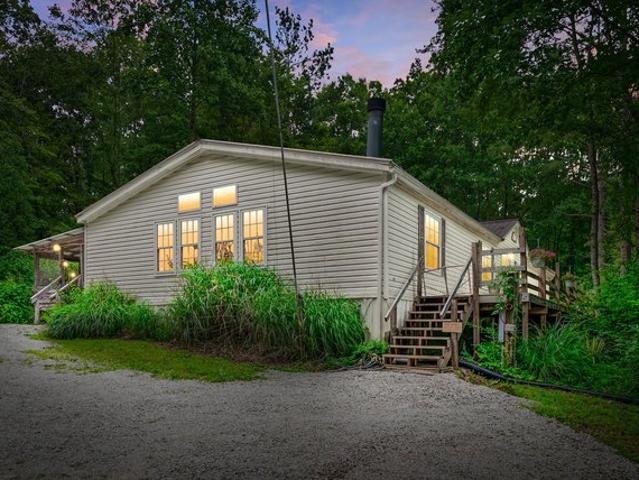 1266 Darbytown Rd, Hohenwald, TN 38462