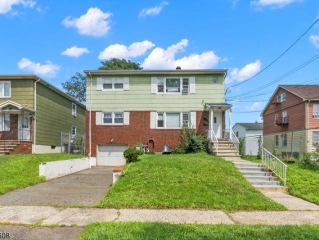 1266 E 12Th Ave
