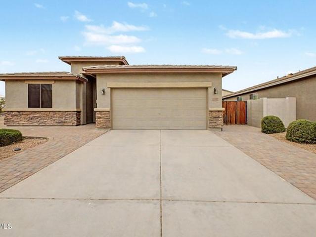 1266 E Eucalyptus Ln, San Tan Valley, AZ 85143