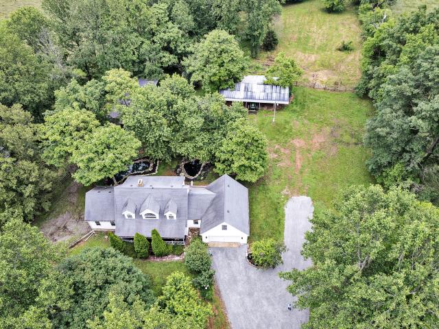 1266 Grassy Flat Road