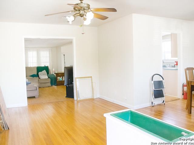 1266 W Elsmere Pl