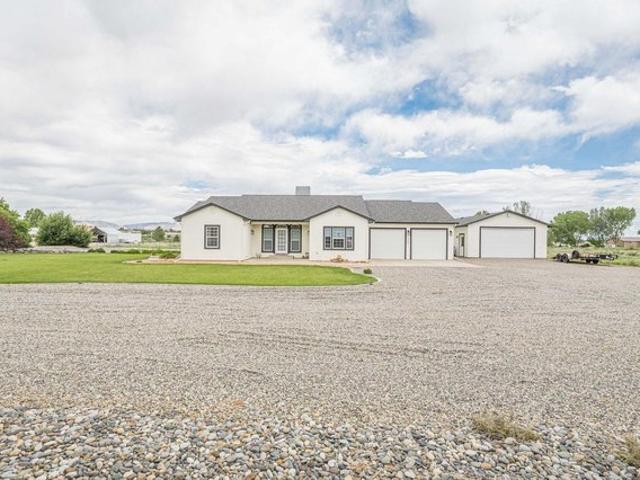 1266 14 Rd, Loma, CO 81524