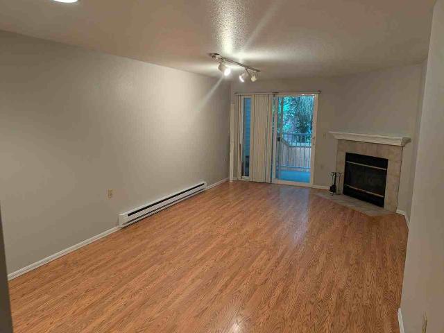 12670 Northeast 10th Place, Unit A104 2 Bedroom Condo for Rent at 12670 Ne 10th Pl, Bellevue, WA 98005 Wilburton NE 8th St