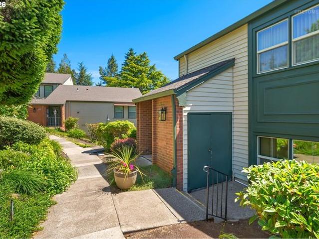 12671 SW Prince Edward Ct Apt A, Portland, OR 97224