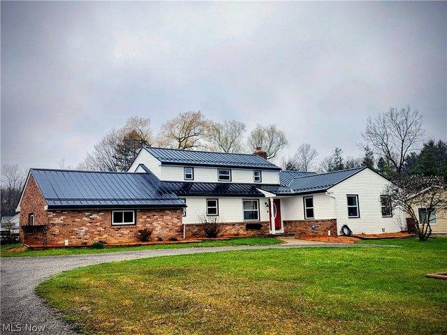 12676 Sperry Rd, Chesterland, OH 44026
