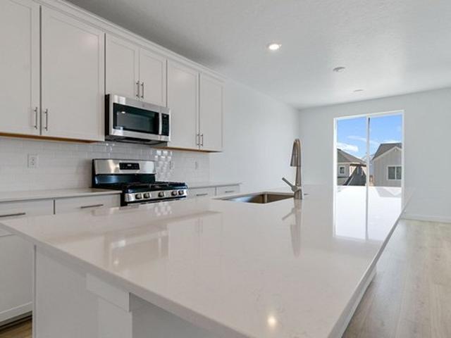 12678 S Glacier Trail Ln, Herriman, UT 84096