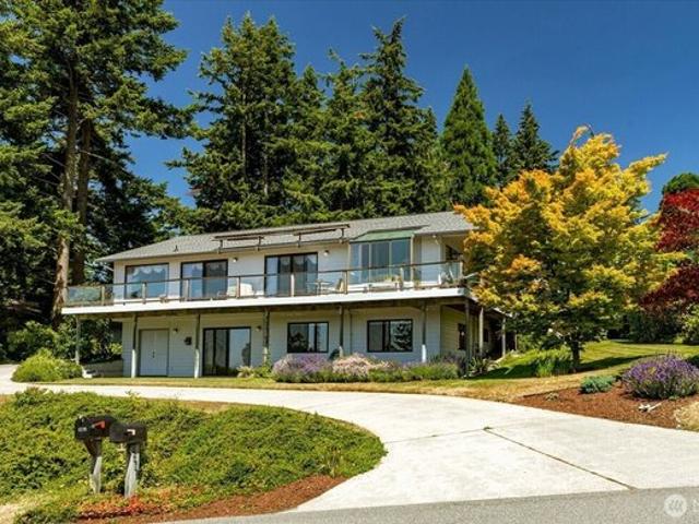 1267 Noel Greene Dr, Oak Harbor, WA 98277