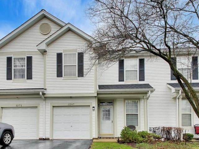 1267 Arapaho Ct, Naperville, IL 60540