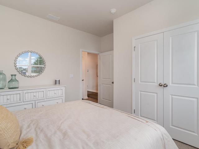1267 Woodhouse Dr