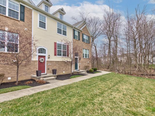 12683 White Chapel Circle