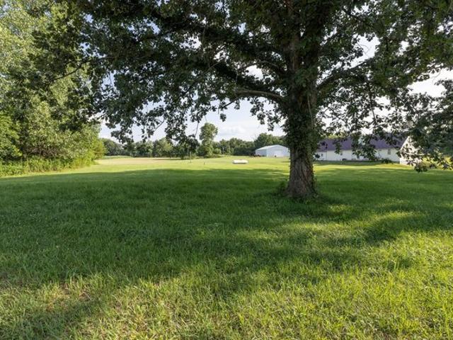 12680 E State Road 7, Elizabethtown, IN 47232