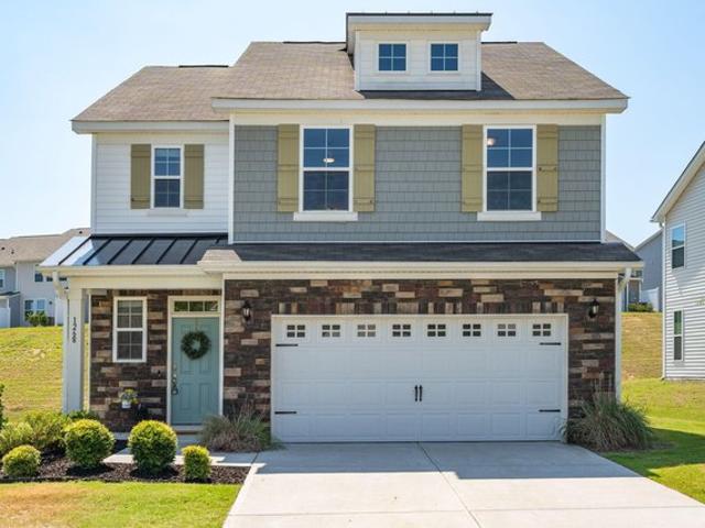 1268 Sidney Creek Dr, Zebulon, NC 27597