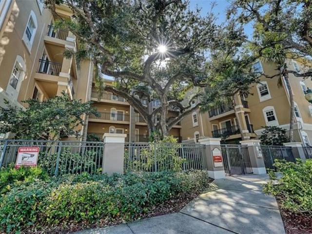 1268 11th St Unit 2403, Sarasota, FL 34236