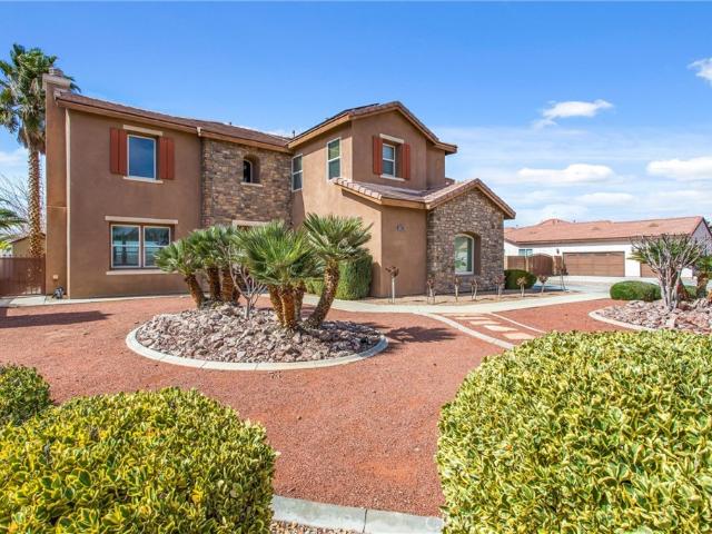 12690 Mar Vista Dr, Apple Valley, CA 92308 | MLS #IG26047 | Compass