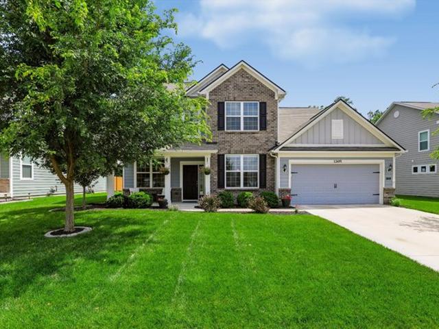 12695 Sunrise Dr, Noblesville, IN 46060