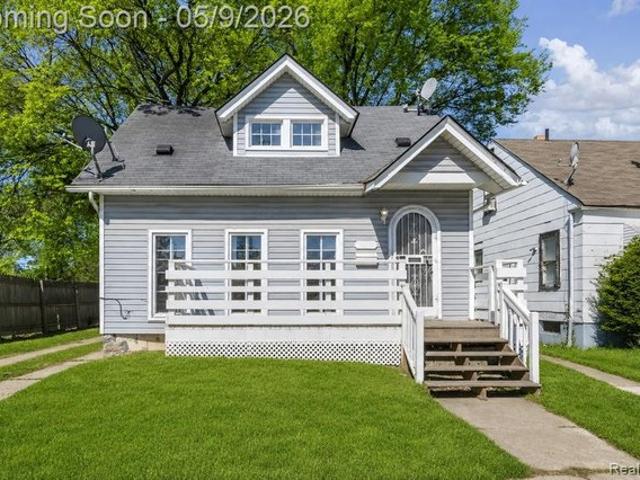 12699 Greenlawn St, Detroit, MI 48238