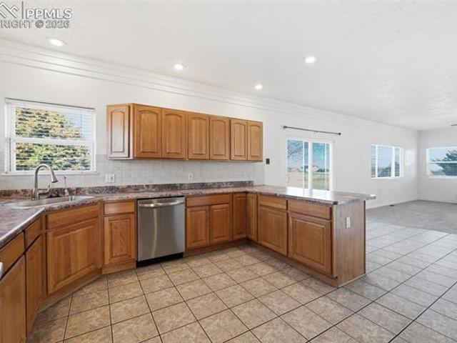 1269 E Platteville Boulevard