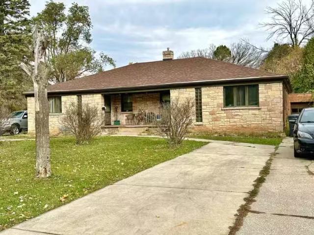 1269 Garland St, WI 54301 MLS 50300237
