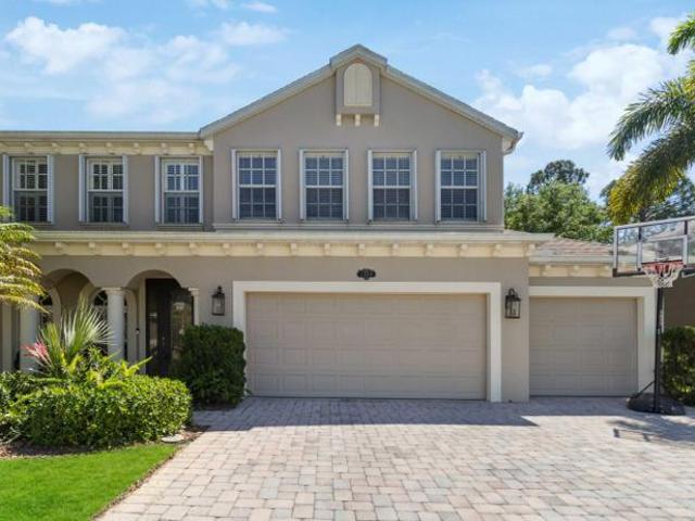1269 Tipperary Dr, Melbourne, FL 32940