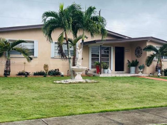12600 185th St SW, Miami, FL 33177