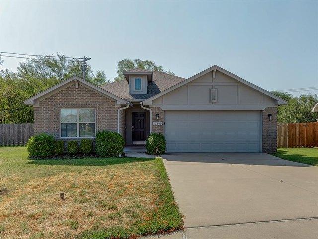 12600 NW 1st Ct, Yukon, OK 73099