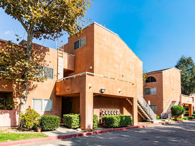 12601 Van Nuys Blvd, Unit 218, Pacoima, CA 91331 | MLS #25611