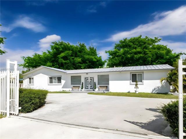 12601 SW 204th St, Miami, FL 33177 | MLS #A11915 | Compass