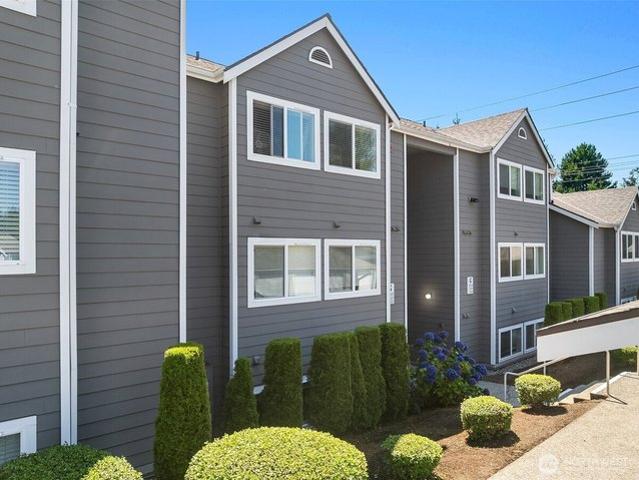 12602 th Ct NE Apt G103, Kirkland, WA 98034