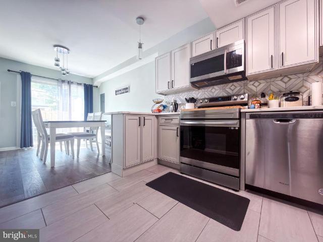 12602 Red Pepper Court