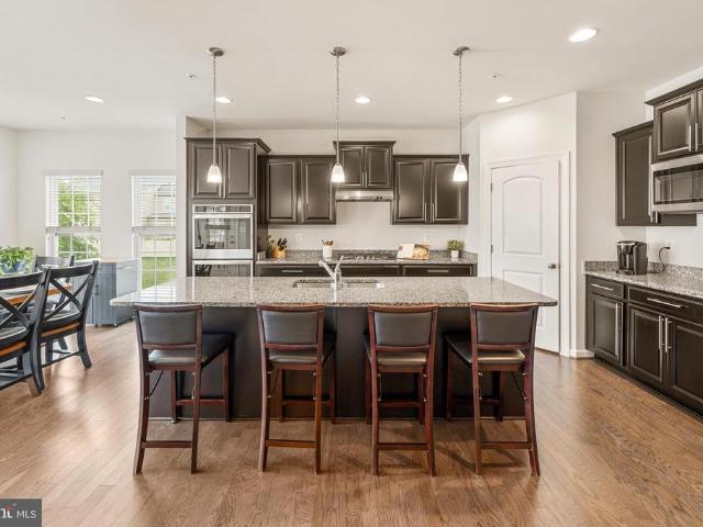 12605 Broughton Bluff