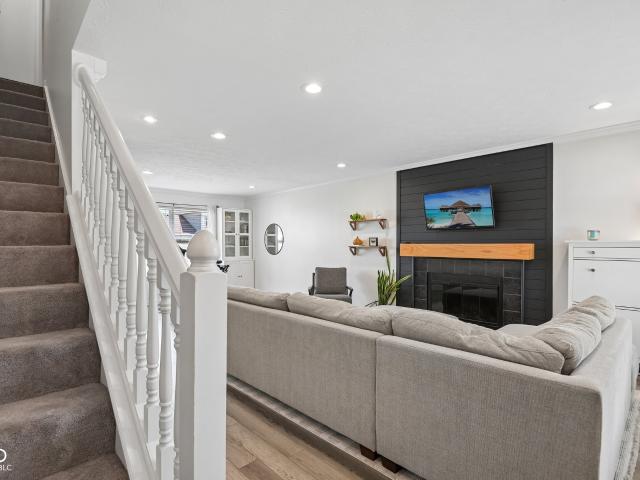 12608 Braddock Lane
