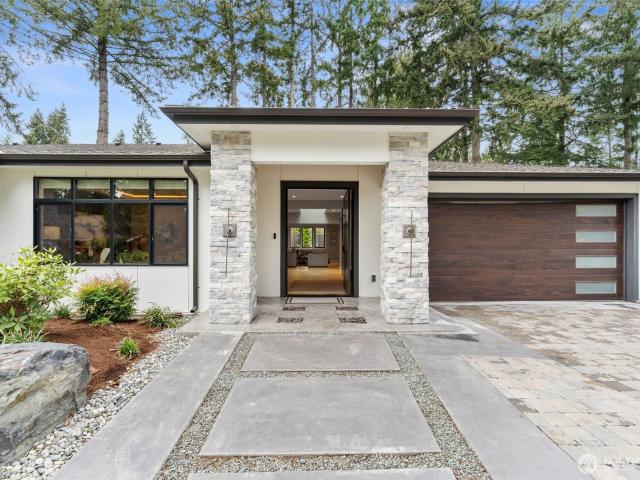 12608 NE 30th St, Bellevue, WA 98005 | MLS #2511 | Compass