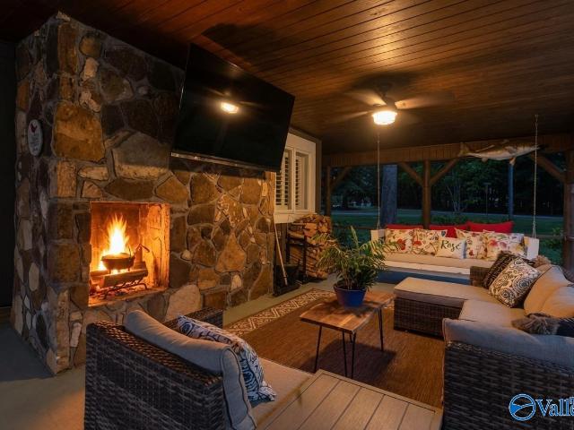 1260 Anita Lane