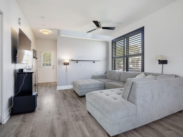 1260 Arapaho Court