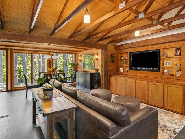 1260 Birch