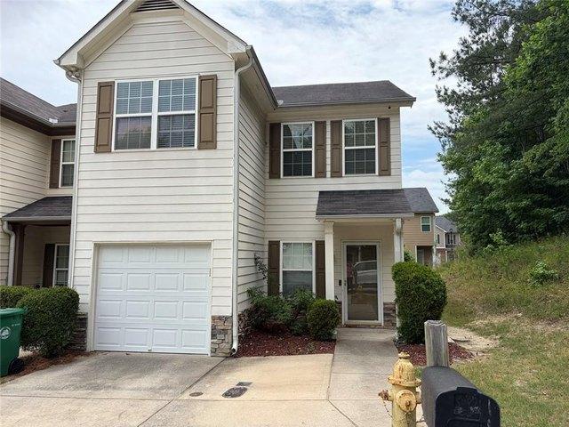 1260 Chinon Pt, Lithonia, GA 30058