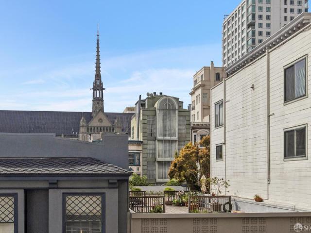 1260 Clay St, Unit 301, San Francisco, CA 94108 | MLS #426118 | Compass