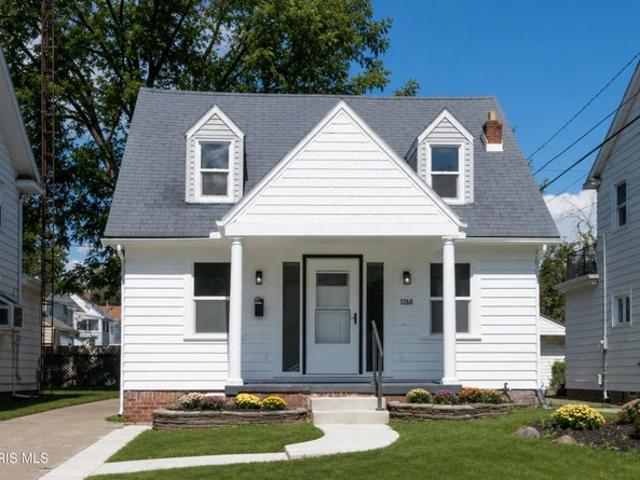 1260 Craigwood Rd, Toledo, OH 43612