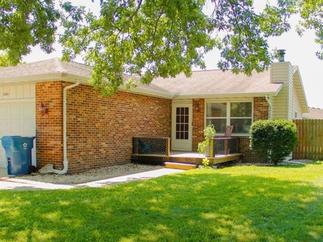 1260 Deerpath Dr, Morris, IL 60450