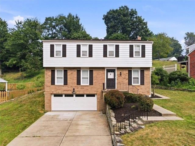 1260 Delfield Dr, Bethel Park, PA 15102