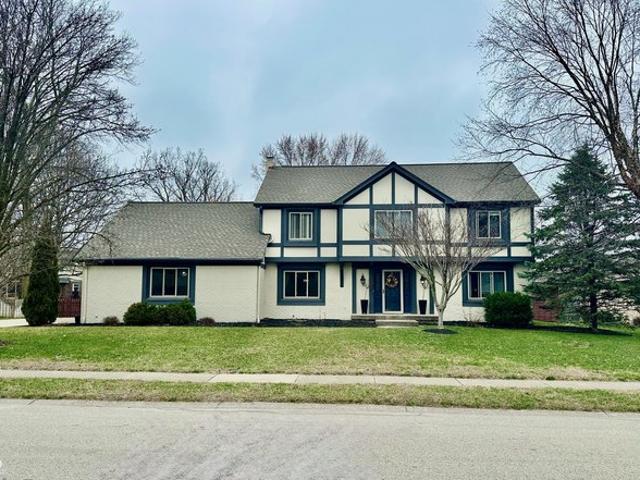1260 Driftwood Dr, Carmel, IN 46033