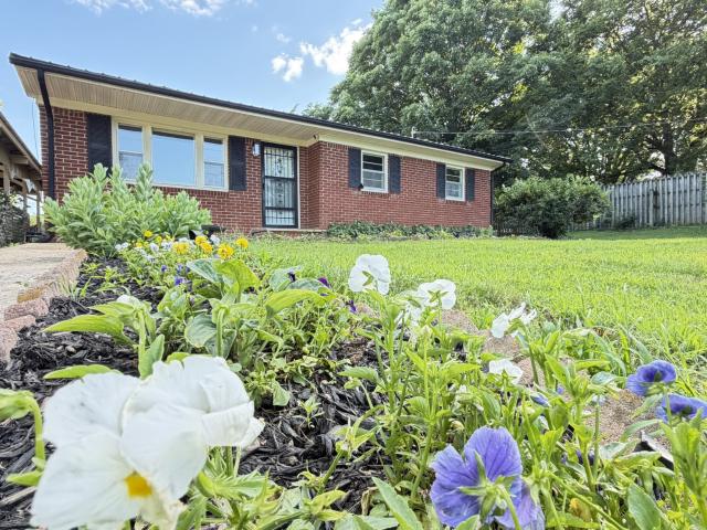 1260 Eaton Rd