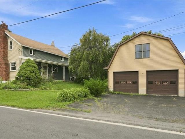 1260 Grange Rd, Lower Macungie Township, PA 18106