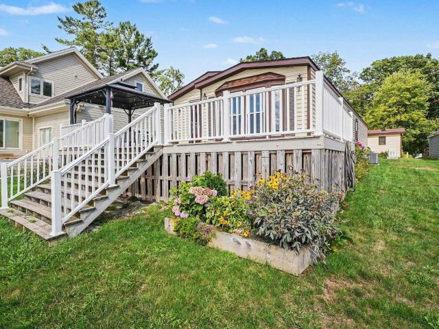 1260 Hillcrest Drive