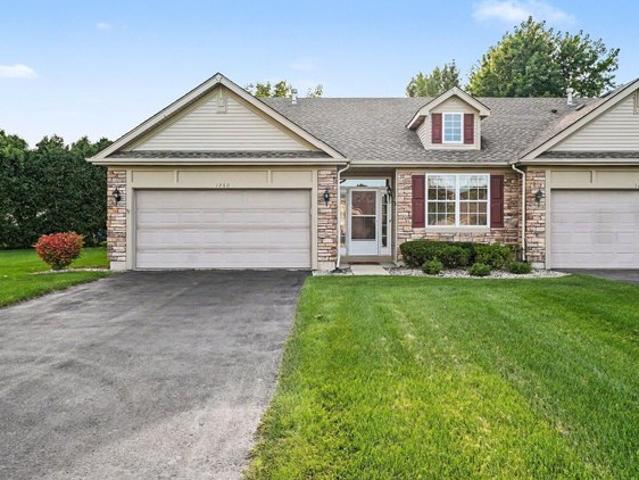 1260 Lily Ln, Schererville, IN 46375