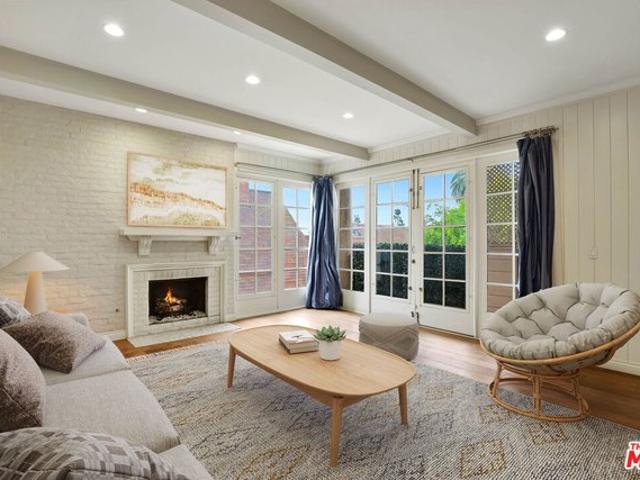 1260 S Beverly Glen Blvd Apt 304, Los Angeles, CA 90024