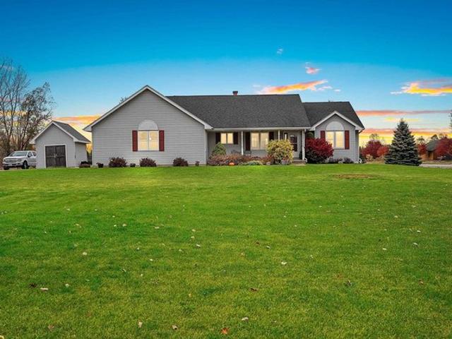 1260 S Pine Tree Rd, De Pere, WI 54115