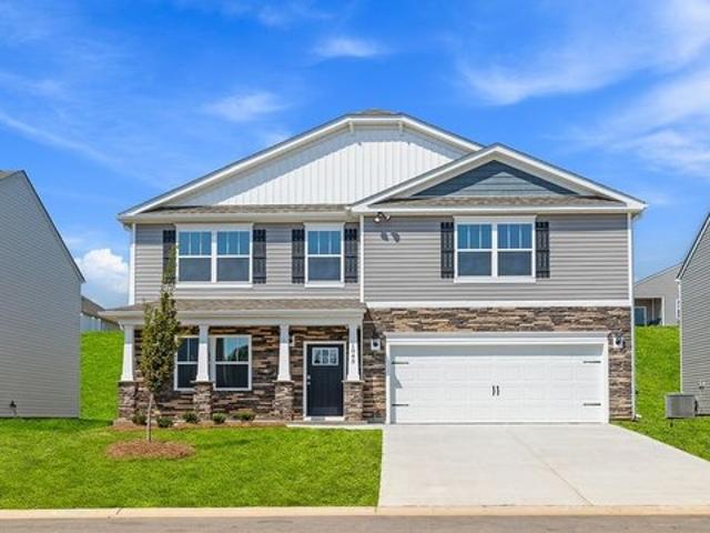 1260 Saginaw Ct, Woodruff, SC 29388