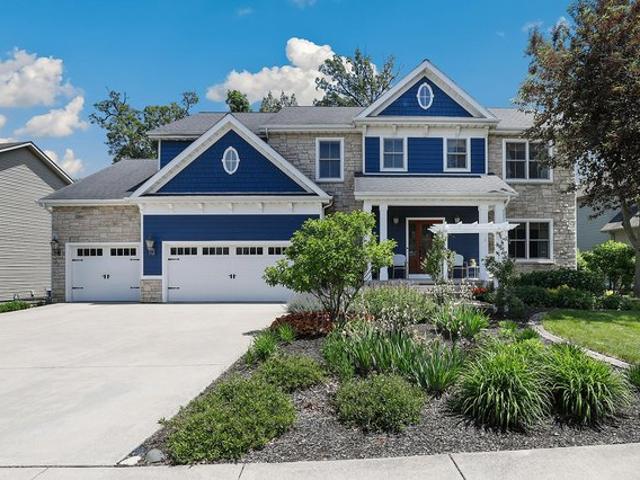 12613 Massachusetts St, Crown Point, IN 46307